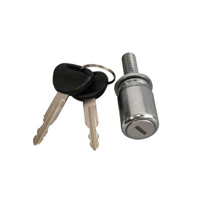 China Mitsubishi Montero MR259097 Rear Tailgate Spare Tire Anti-Theft Lock Cylinder with Key New Condition for sale