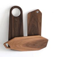 China Personalized Rectangular Large Wood Paddle Serving Board Black Walnut Acacia Wooden Boards For Serving Food for sale