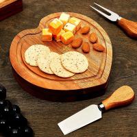 China Wooden Heart Cheese Board Set Stainless Steel Knife Cheese Cutting Board Cutlery Cutting Board for sale