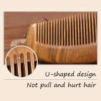 China Natural Handmade Wooden Comb Anti Static Green Sandalwood  Comb for sale