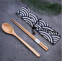 China Japanese Style Reusable Wooden Utensils Household Wooden Chopsticks And Spoon Set for sale