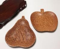 China Polygon Coconut Wooden Serving Plates Handcrafted Traditional Dinner Plate for sale
