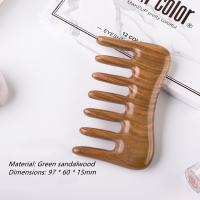 China Green Sandalwood Thick Wide Tooth Comb Meridian Anti Static for sale