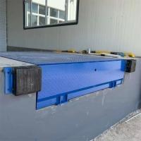 China Flip Lip Dock Leveler 600mm Vertical Dock Leveler For Building Materials Distribution Centers for sale