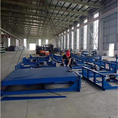 China 8mm Thick Embossed Dock Plate Leveler Anti Slip  Robust Hydraulic Dock Leveler for sale