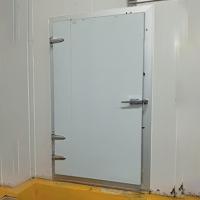 China 304 Stainless Steel Cold Storage Door Heavy Duty Single Leaf Semi Recessed Hinged Swing Door for sale
