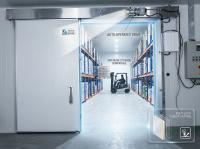 China Double Sliding Electric Cold Storage Door 150mm Insulated Panels For Wide Cold Room Openings for sale