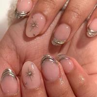 China Short Round French Design 3D Press On Nails Long Lasting for sale