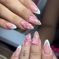 China Long Almond Gilded ABS 3D Press On Nails With Flowers Design for sale