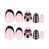 China Short Round Polka Dots Pattern Press On Nails Easy To Apply for sale