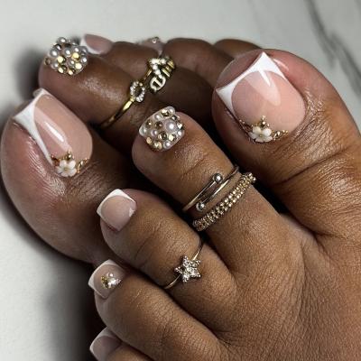 China Waterproof French Tip Press On Toenails 3D Rhinestone On Toenails for sale