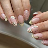 China Gilded Design Long Almond Nails Pattern Press On Nails Flower 24pcs for sale