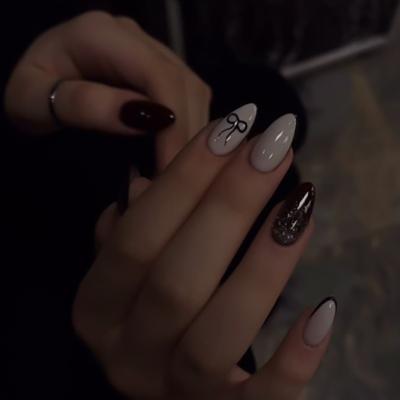 China Long Almond 24pcs Pattern Artifical Nails Y2K Easy To Apply for sale