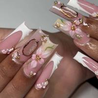 China Luxury Press On Nails With Gems FDA Coffin Rhinestone Nails Pink for sale