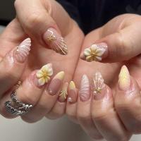 China 3D Artificial Nails Summer Beach Yellow Ombre Medium Almond Nails With Gold Study for sale