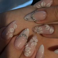China Pink Ombre Almond 3D Press On Nails Flower Silver Rhinestone Fake Nails for sale