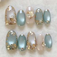 China Cat Eyes 3D Press On Nails Gold Leaf Floral Pearl Shell Charm Manicure Tips for sale