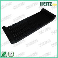 China HZ-2708 ESD Black PP Plastic PCB Circulation Rack 485x175x50mm Capacity 25 Boards for sale