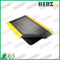 China Anti Slip ESD Rubber Mat 18-22mm Thick for Clean Rooms with 10^8-10^9 Ohm Surface Resistance for sale