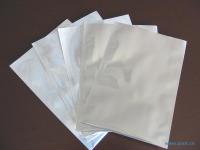 China HZ-1302 ESD Moisture Barrier Bags - 5-Layer Aluminum Foil with 10^8-10^11 Ohm Resistance in 3.6/4.4/6 Mil Thickness for sale