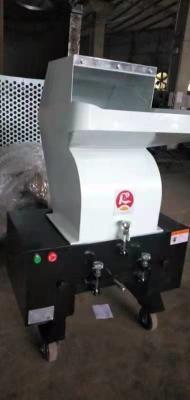 China Small Plastic powerful Granulator/Crusher/Shredder for Plastic Recycling/Hard Plastic grinder good price  to India for sale