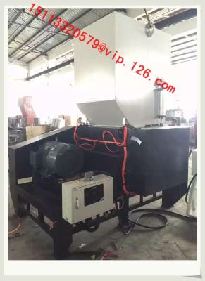 China 900kg/hr Capacity Silent Stainless Steel Strong PlasticCrusher CE approved for sale