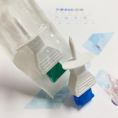 China Medical Disposable IV Drug Transfer Spike 15mm Length with Air Venting Filter for Infusion Accessories for sale