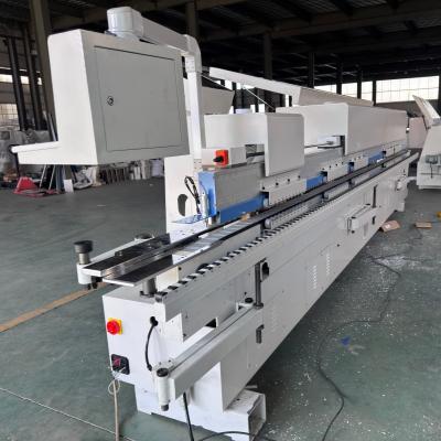 China High Precision Edge Banding Machine 18-24m/min Speed 2600kg Automatic for Woodworking for sale