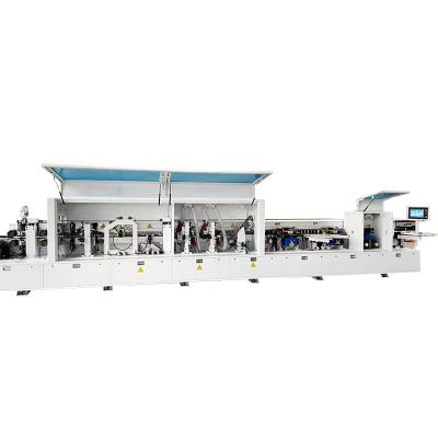 China Automatic Linear Woodworking Edge Banding Machine 0.4-3mm Edge Thickness 13kW Motor 18-22m/min Speed for sale