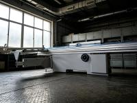 China 3200mm Panel Cutting Saw with 5.5kW Main Motor and Electric Saw Lifting for Precision Woodworking for sale