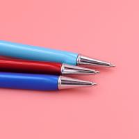 China Metal Creative Ball Pen Oil Filling Triangle Barrel Twist Gift Ballpoint Pens for sale