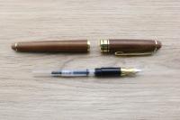 China Walnut Wood Fountain Writing Pen Retro Style Brass Clip For Business Office for sale