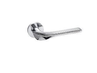 China Calla Lily Antique Brass Door Knobs With Lock Chrome Finish Furniture Hardware for sale