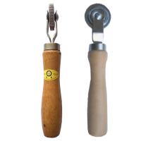 China Car Tire Repair Tool Roller Car Wheel Repair With Wooden Handle for sale