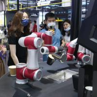 China Jaka Zu 7 Collaborative Robot Of 6 Axis Robotic Arm With 7KG Payload As Welding Machine For Welding for sale