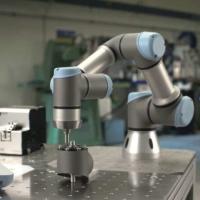 China Gluing Robot Of UR5e Cobot With 6 Axis Robotic Arm For The Auto Gluing As Collaborative Robot for sale