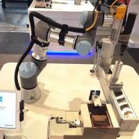 China Universal Robot UR 3e With 3KG Payload 6 Axis Industrial Robot Arm As Cobot For Engine Assembly for sale
