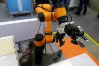 China Collaborative Robot With AGV Of AUBO With Mig Welding Robot And Low Price Cobot Robot for sale