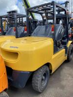 China Almost 5Ton KOMATSU FD50 FD35 FD40 FD45 EPA Engine Hydraulic Forklift with 46KW Power for sale