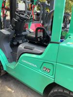 China 122mm Fork Width Mitsubishi FD35 3.5TON Secondhand Diesel Engine Pallet Lifting Truck for sale