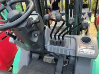 China 122mm Fork Width Mitsubishi FD35 3.5TON Secondhand Diesel Engine Pallet Lifting Truck for sale