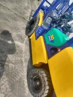 China KOMATSU FD30 3ton Forklift Used Mini Pallet Lifting Truck for Warehouse Container for sale