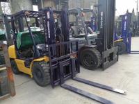 China KOMATSU FD30 3ton Diesel Mini Forklift Lifting Truck for Heavy Duty Container Handling for sale