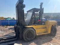 China Heavy Equipment KOMATSU Forklift FD160 with 16ton Capacity in Excellent Working Condition for sale