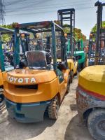 China TOYOTA FD25 Forklift Diesel Pallet Lifting Truck for Food Beverage within Your Budget for sale