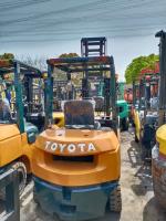 China TOYOTA FD25 Forklift Diesel Pallet Lifting Truck for Food Beverage within Your Budget for sale