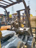 China TOYOTA FD25 Forklift Diesel Pallet Lifting Truck for Food Beverage within Your Budget for sale
