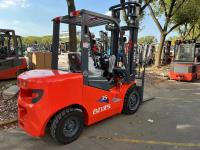 China 2023 Year HELI 35 Manual Operation 3.5ton Pallet Lifting Truck CPC Mini Forklift Made for sale