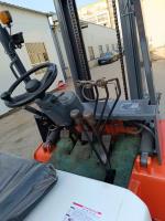 China Original Color 3 Ton Second-hand HELI CPCD30 Diesel Forklift in Perfect Working Condition for sale