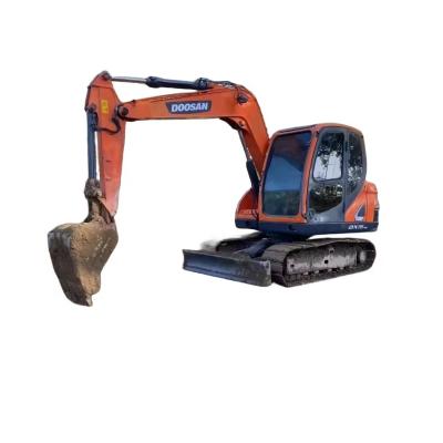 China Doosan DX75 Used Excavator with Original Paint and High Operating Efficiency in Japan for sale
